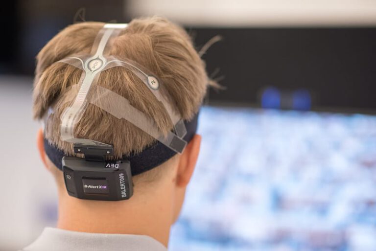What is EEG (Electroencephalography) and How Does it Work? - iMotions